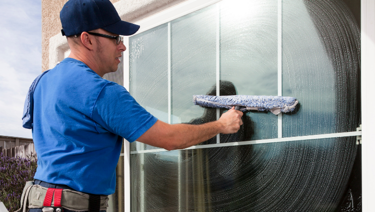 How to start a window cleaning business in UK? | UK Business Magazine