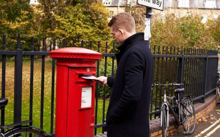 What Time is Cut Off for Next Day Delivery Royal Mail? | UK Business ...