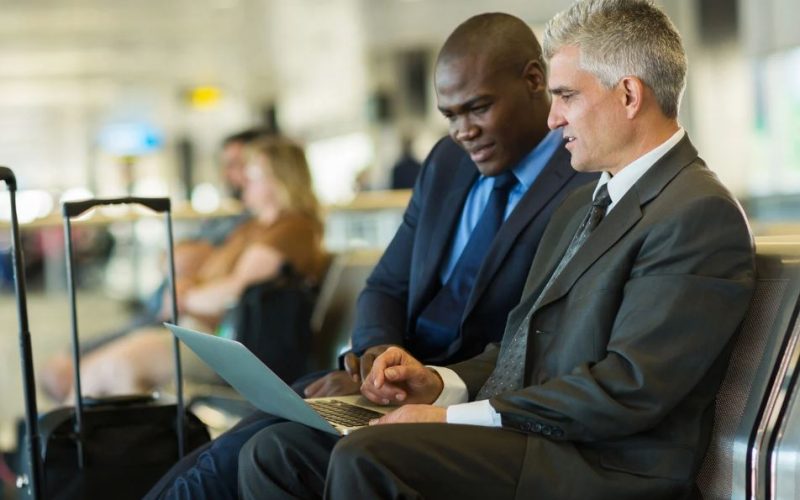 Guide To Moving Overseas As A Business Owner With Minimal Downtime